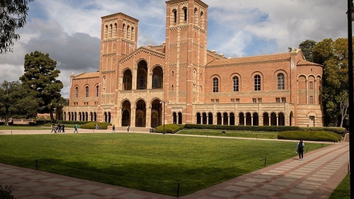 Petition · Change UCLA classes to a Hybrid option for all students ...