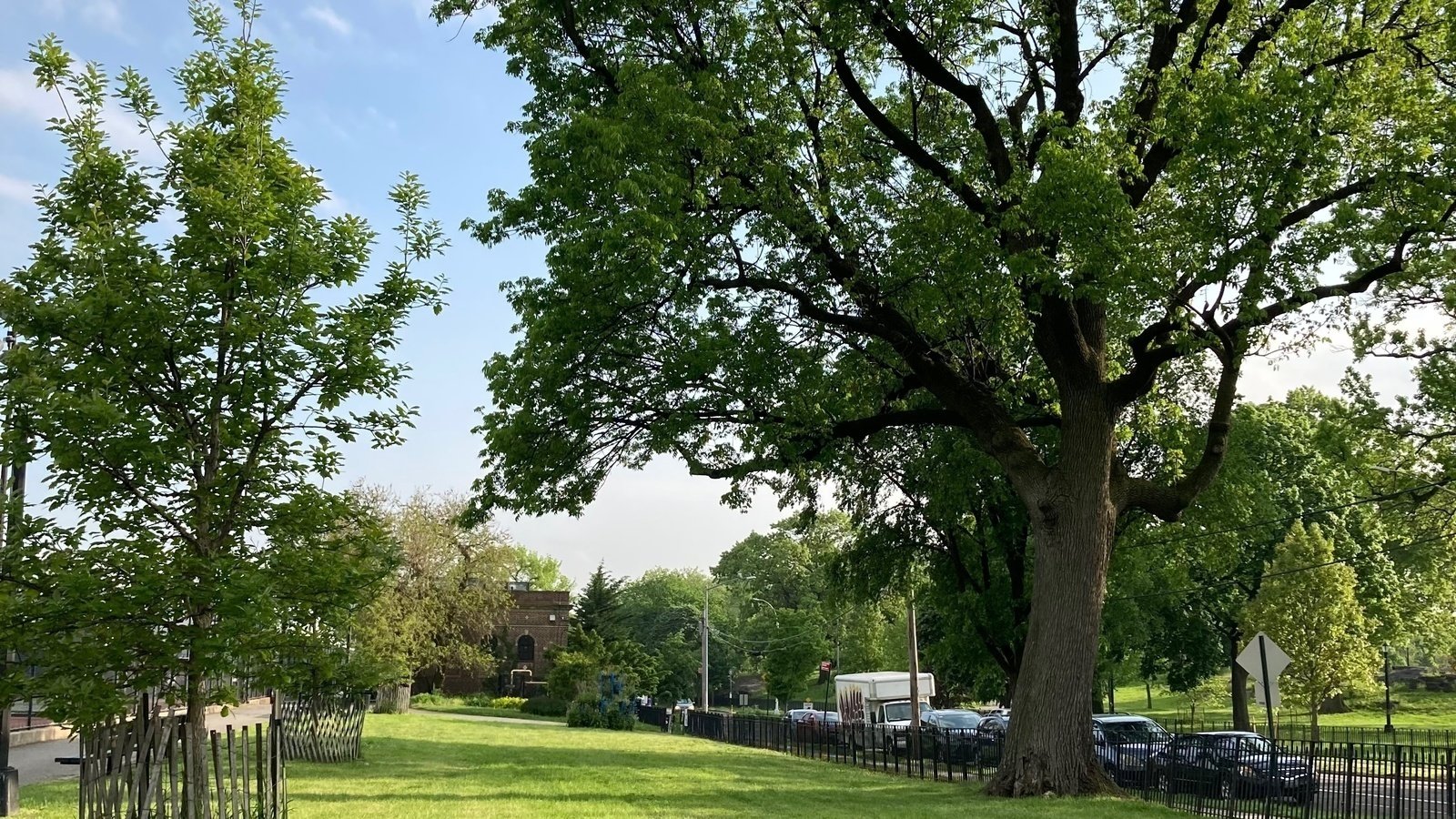 Petition · Parts of Crotona Park Are Not For Sale Partes del Parque de ...