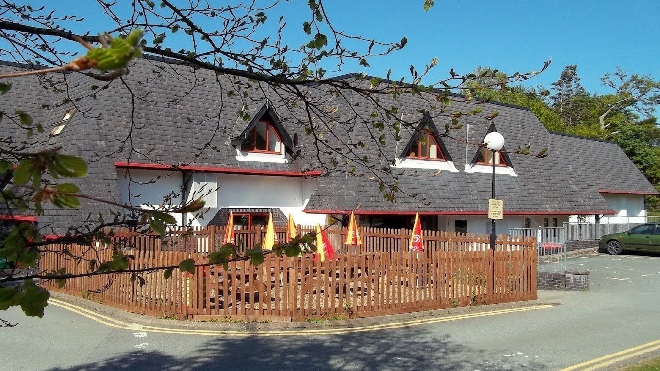 Petition · Save Machynlleth Leisure Centre / Achub Canolfan Hamdden ...