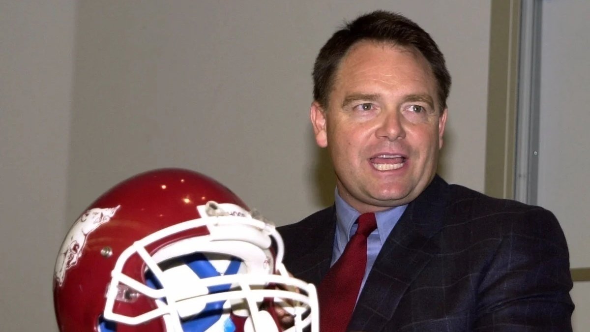 Petition · Hire Houston Nutt - United States · Change.org