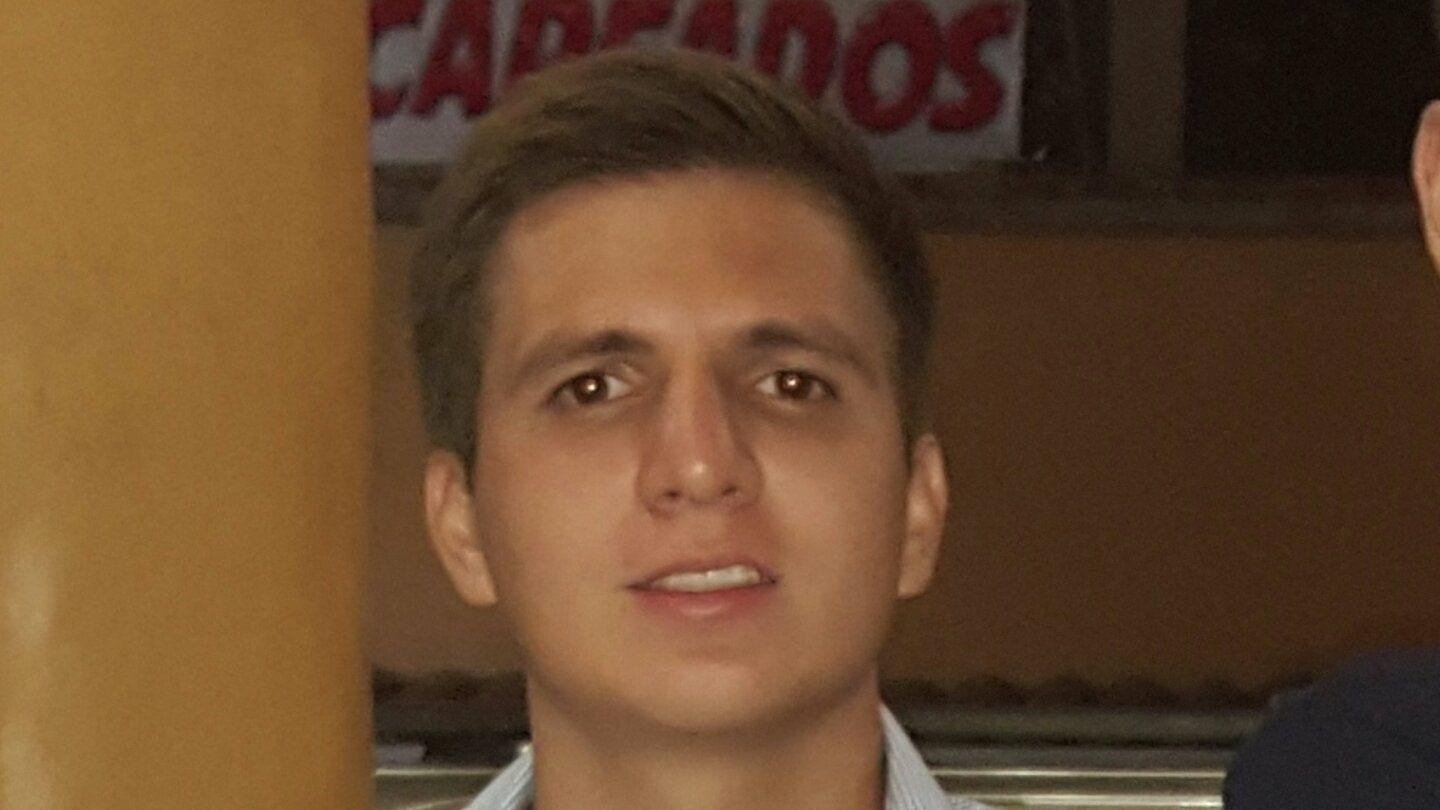 Petición · Lograr que Ulises Garibay actualice su foto de perfil - México · Change.org