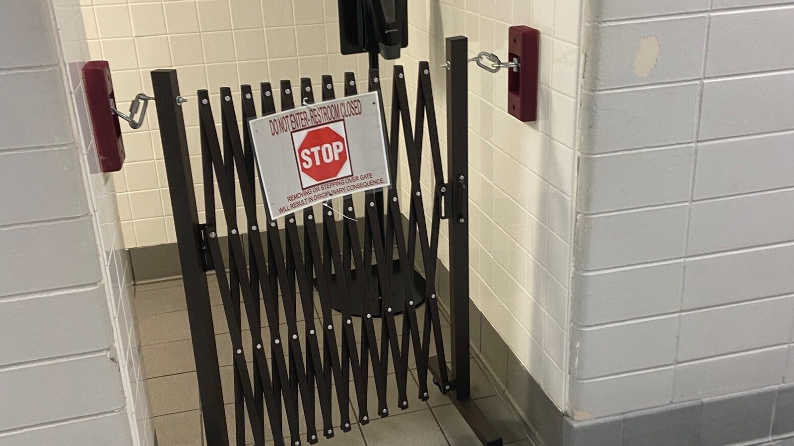 Petition · Let us remove gates on cy-fair restrooms- WE NEED TO WEE ...