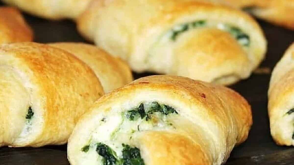 Petition · Bring back the spinach artichoke croissant to Good Stuff ...