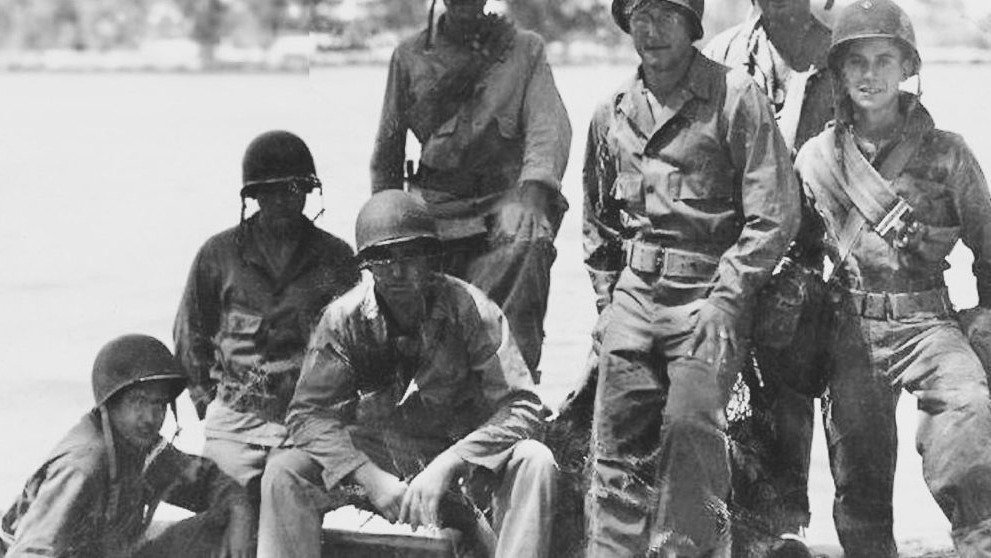 Petition · get jk his gyat dayum navy shorts - United States · Change.org