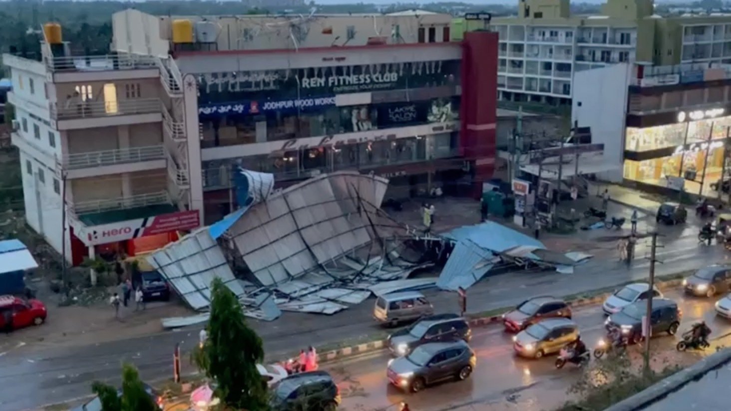 Petition · Hoardings without proper structure to be removed - India ...