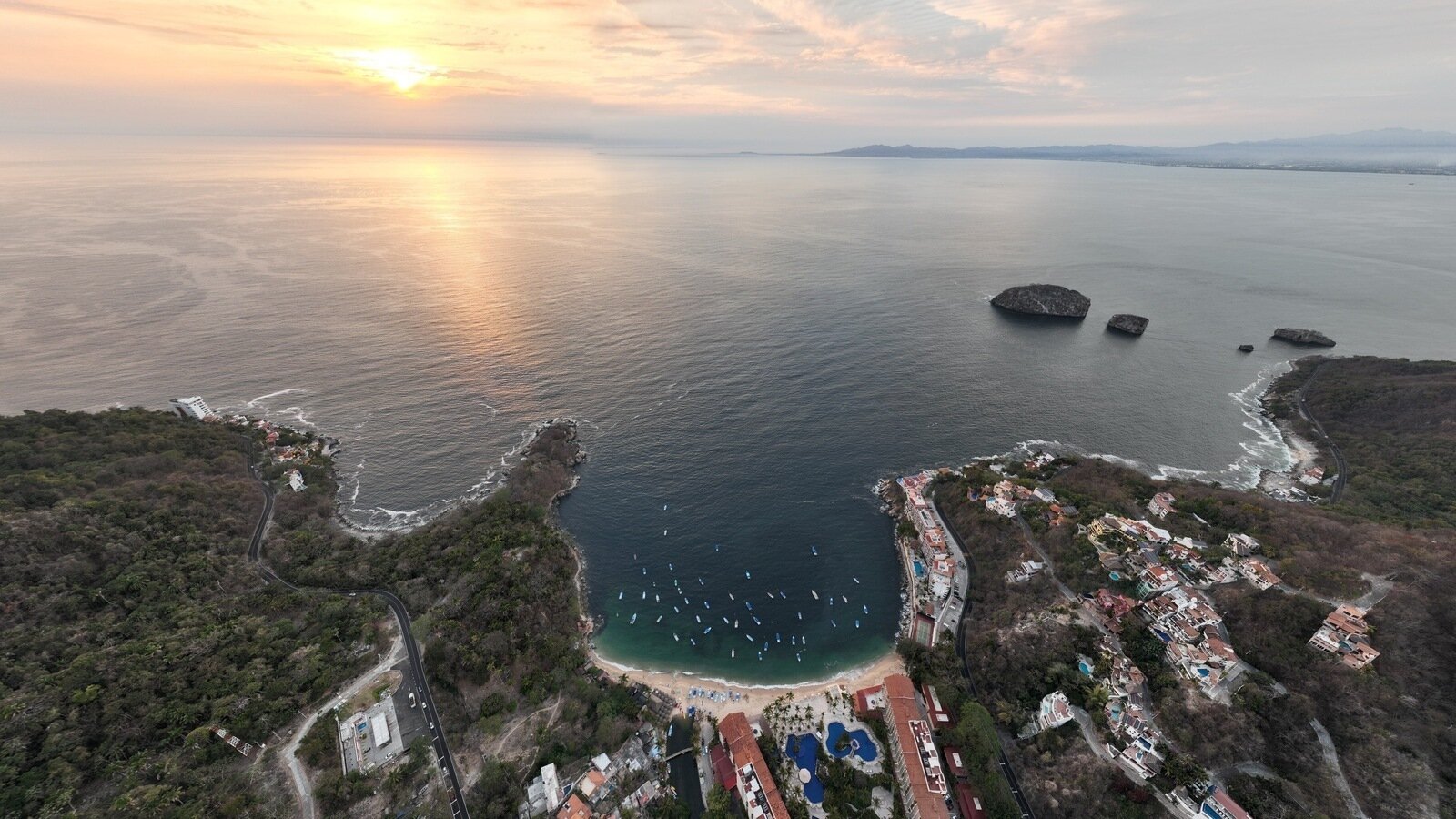Petición · Defendamos Los Arcos de Mismaloya No a desarrollos que ...