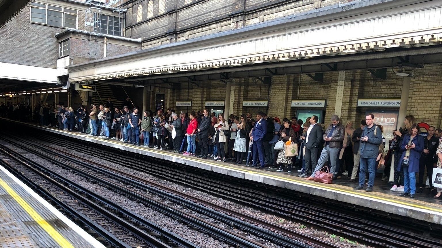 Petition · Introduce Automatic Delay Repay for TfL journeys - United ...