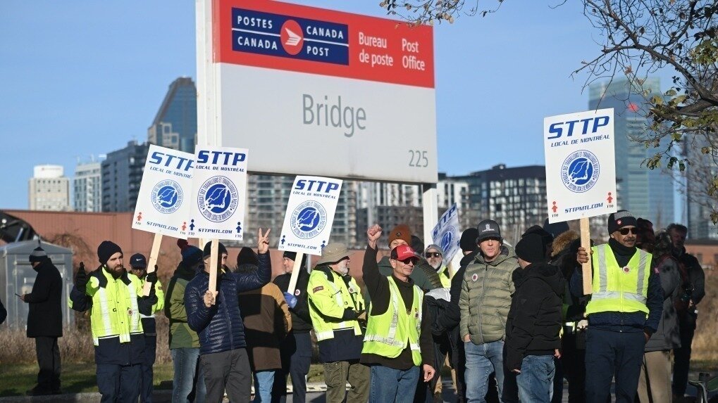Petition · Dissolve Canada Post and Establish a New Postal Entity ...