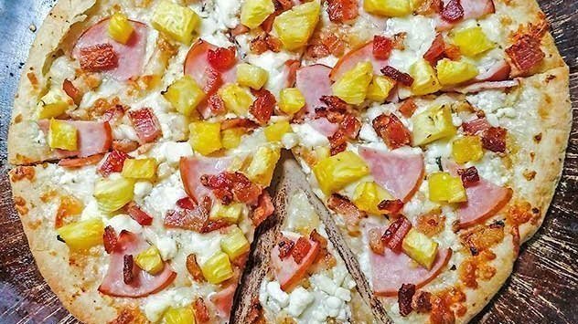 Petition · Ban Pineapple Pizza in the UN - United Kingdom · Change.org
