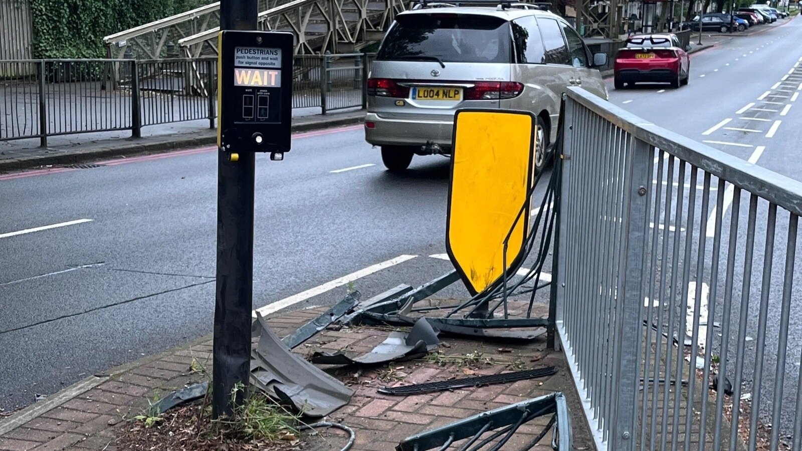 Petition · Reduce unacceptable dangers to pedestrians at St Margarets ...