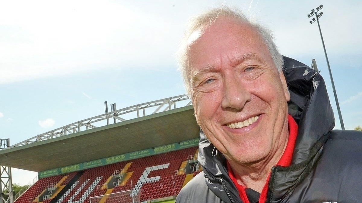 Petition · Martin Tyler to stop commentating football like it’s a ...