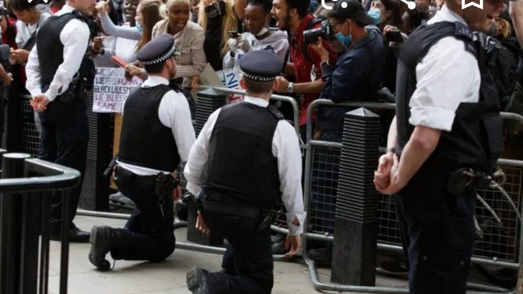 Petition · To stop police kneeling to protesters - United Kingdom ...