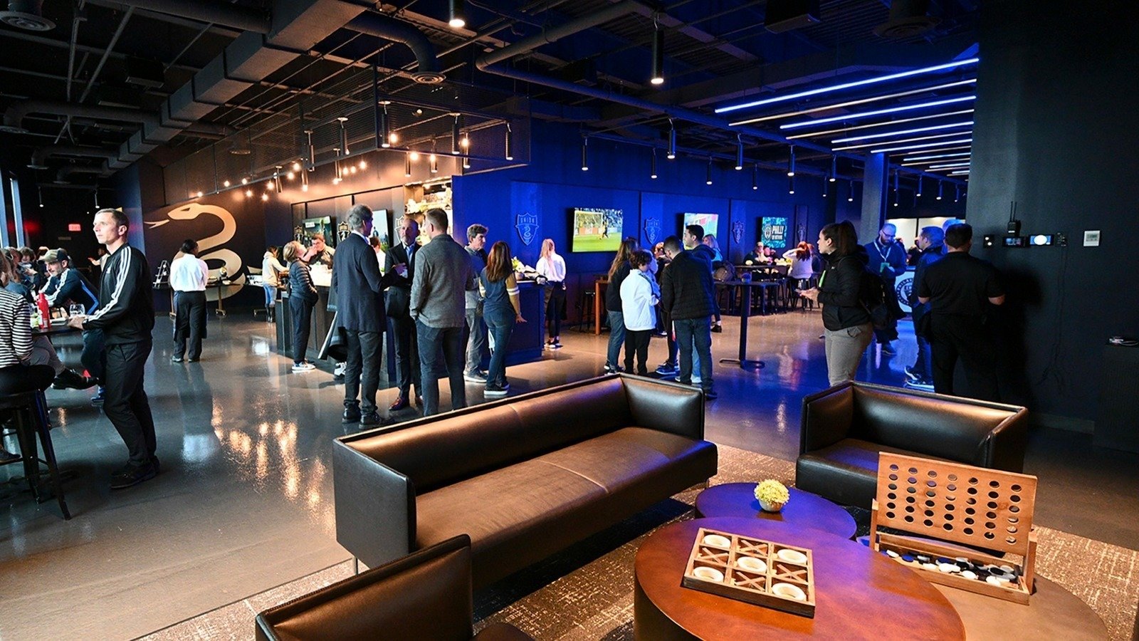 Petition · Stop Tunnel Club overcrowding. Give us the VIP experience we ...