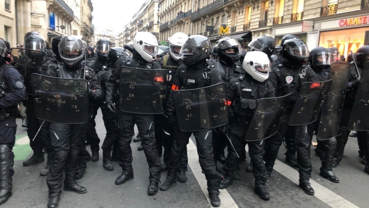 Pétition · Dissolution de la BRAVM ! - France · Change.org