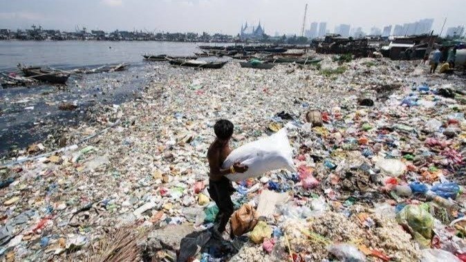 Petition · Trash Landing On You, Stop throwing trash. - Philippines ...