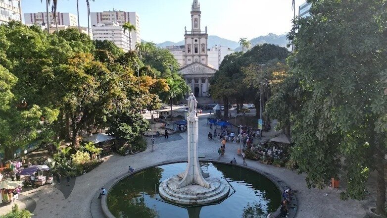 Abaixo-assinado · Aumentar segurança no Catete, Largo do Machado e ...
