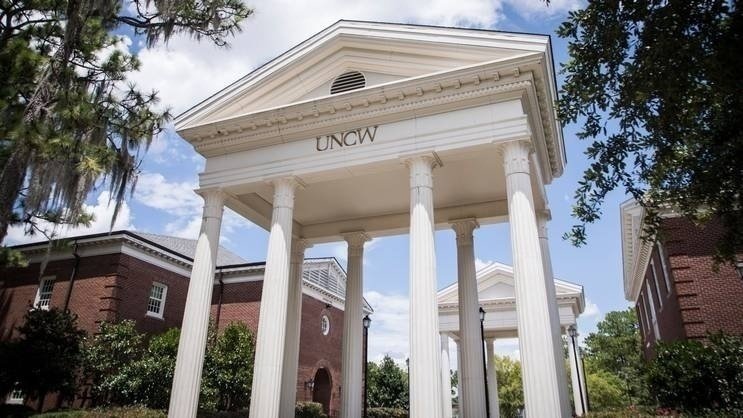 Petition · Keep UNCW students on campus to reduce the spread of covid ...