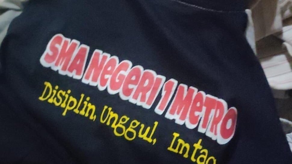 Petisi · Meniadakan Seragam Rompi Kotak” dan Mengganti Design Baju ...