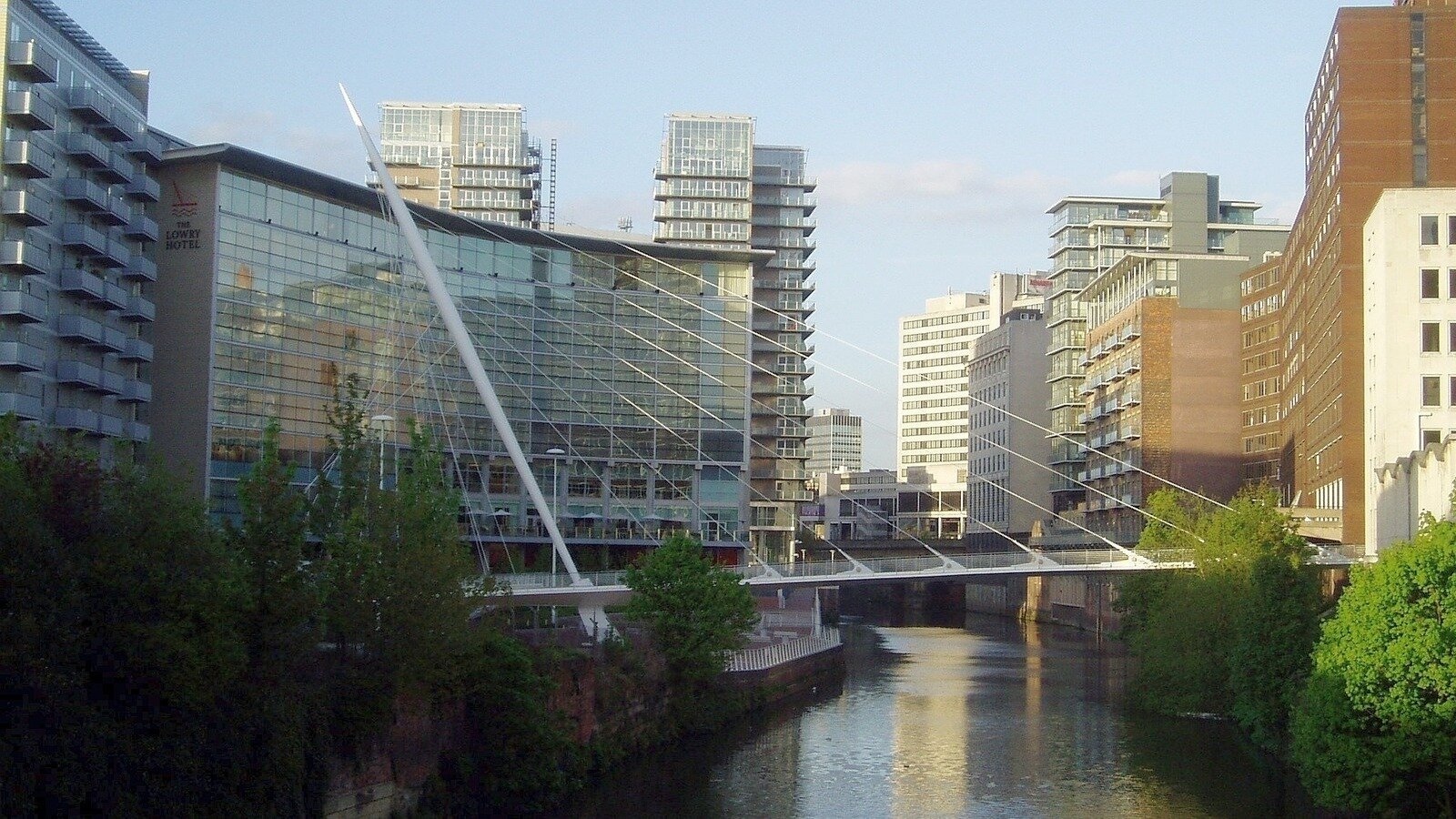 Petition · Paint Trinity Bridge - Salford, United Kingdom · Change.org