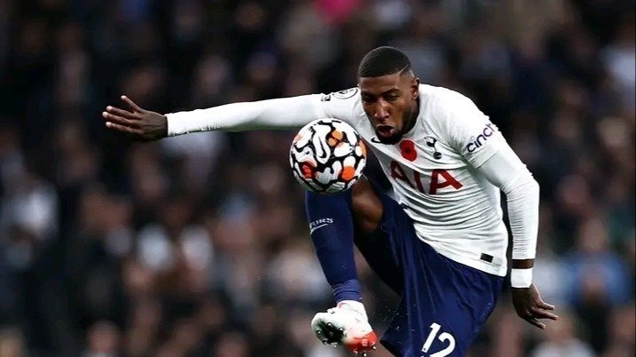 Petition · Emerson Royal is shite & Must not wear a Spurs Jearsy again ...