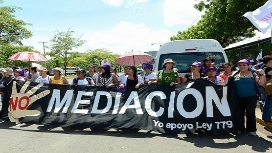 Petición · Declarar inconstitucional el decreto No. 42-2014 que ...