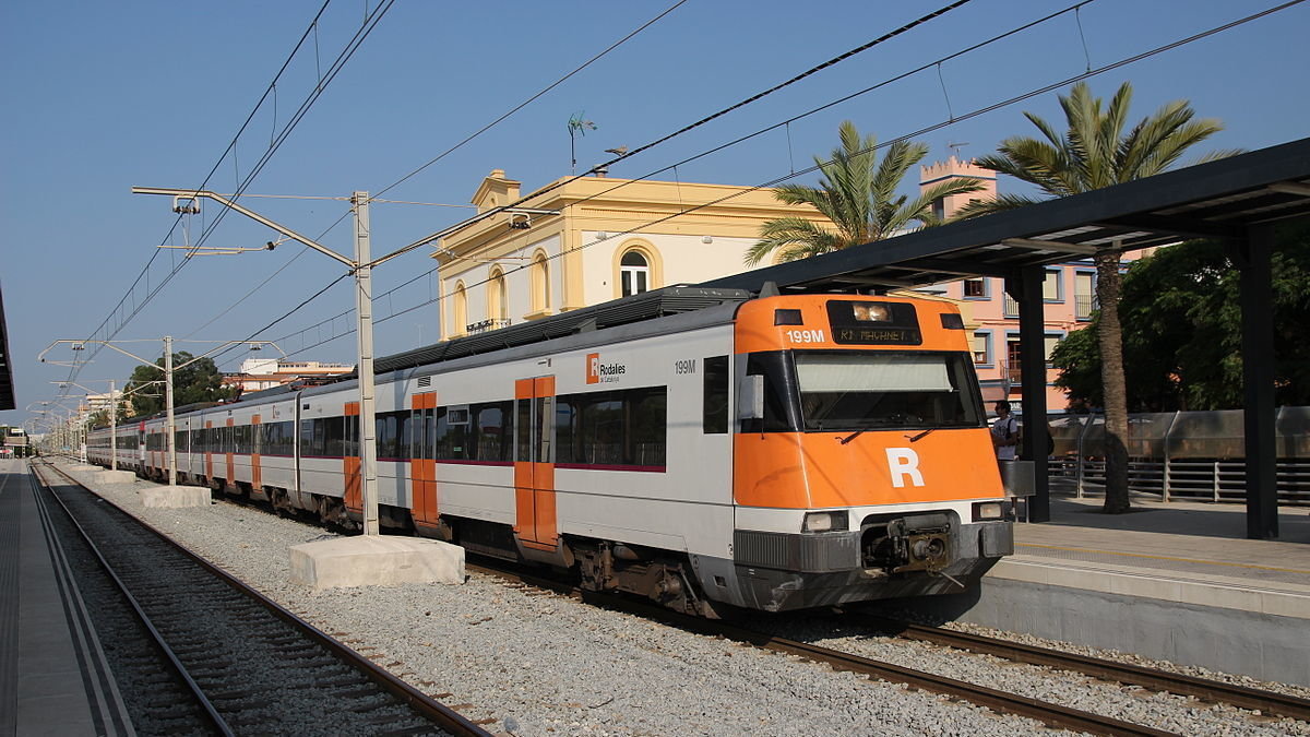 Petición · Que la R8 de Rodalies de Barcelona pase al menos cada media ...