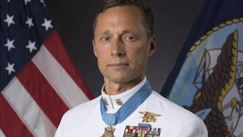 Petition · Demand Congress rescind Navy SEAL Britt Slabinski's Medal of ...