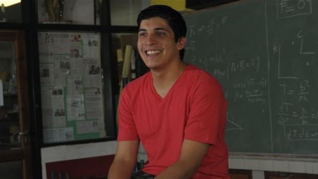 Petición · Una Beca para seguir sus estudios a Bryan Borda tiene 17 ...