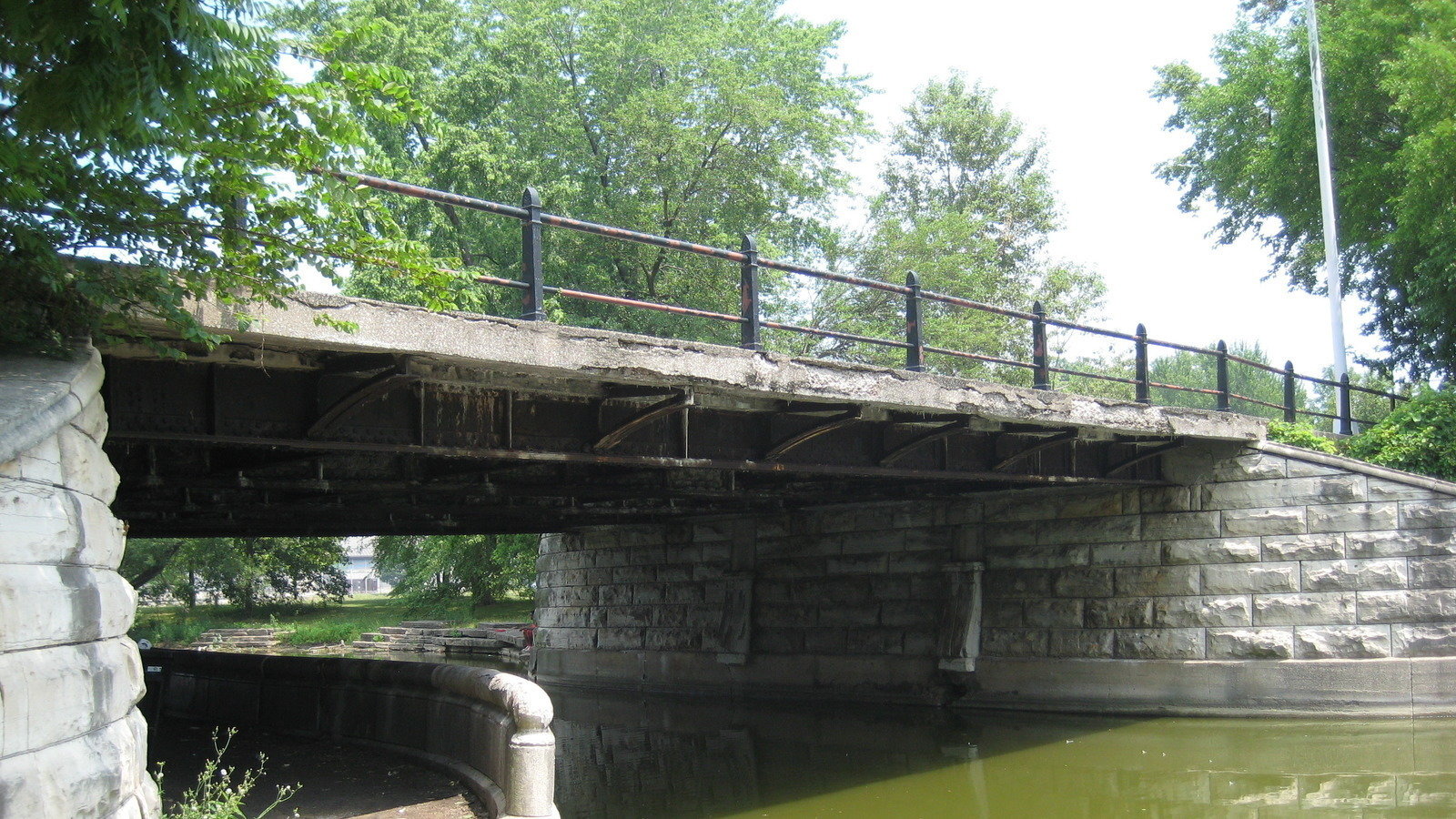 Petition · We the undersigned request that CDOT / IDOT request ...