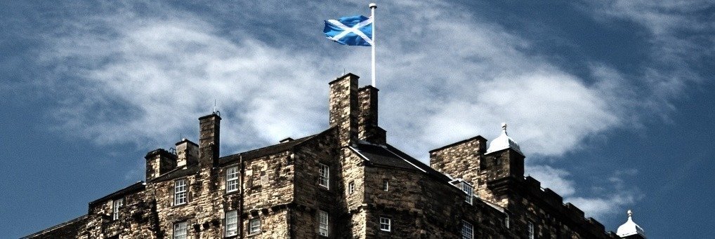 Petition · Replace the Union Jack with the Saltire, on Edinburgh Castle ...