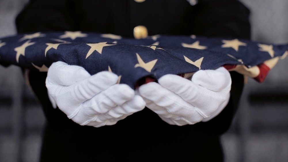 Petition · Ban the Desecration of the US Flag - United States · Change.org