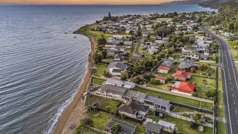 Petition · Install speed bumps from Thornton Bay to Te Puru School - Te ...