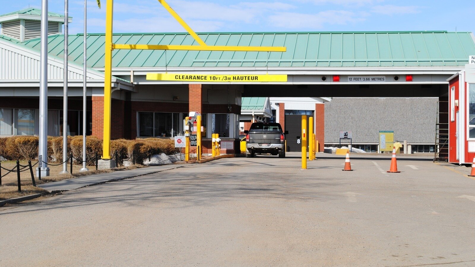 Petition · Petition to Oppose Reduction of Border Hours by Canada ...