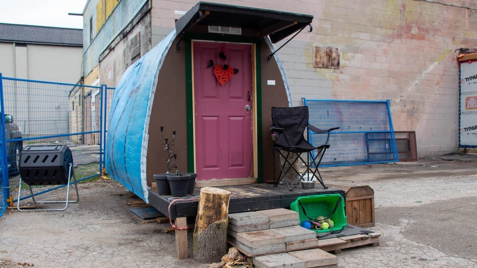 Petition · Help the House of Gaz in our battle against food and housing ...