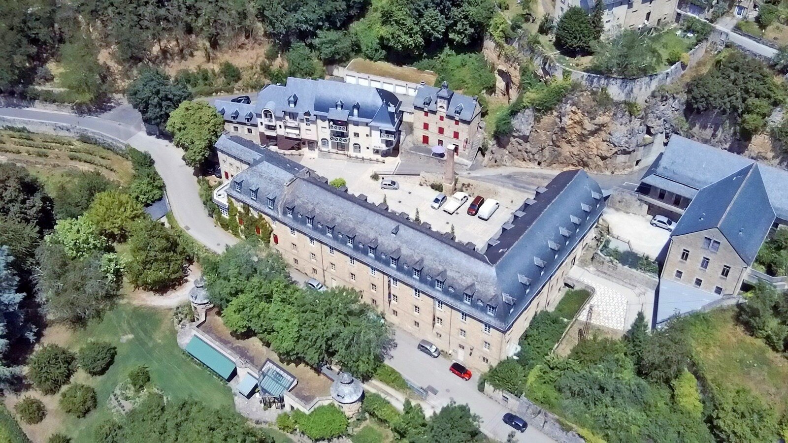 Pétition · Maintien du Musée départemental des Arts et Métiers ...