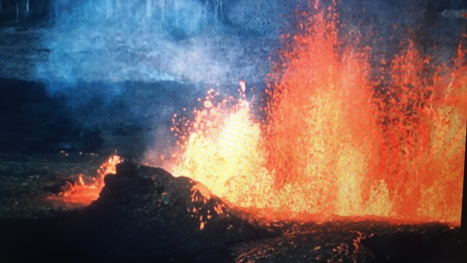 Petition · OPEN A LAVA VIEWING AREA NOW - Pāhoa, United States · Change.org