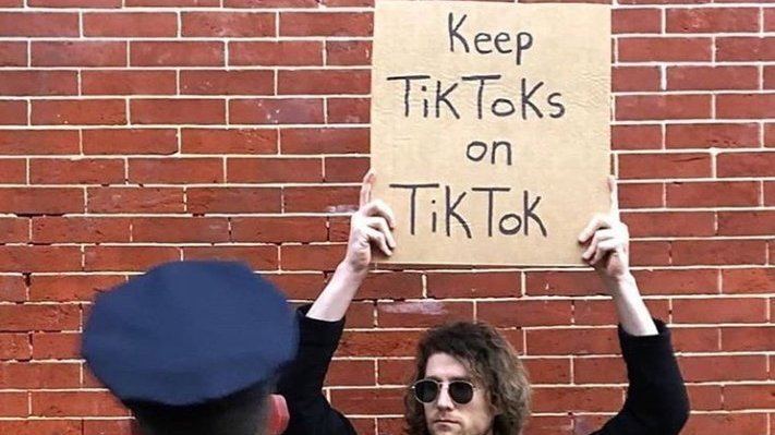 Petition · Keep TikToks on TikTok - United States · Change.org