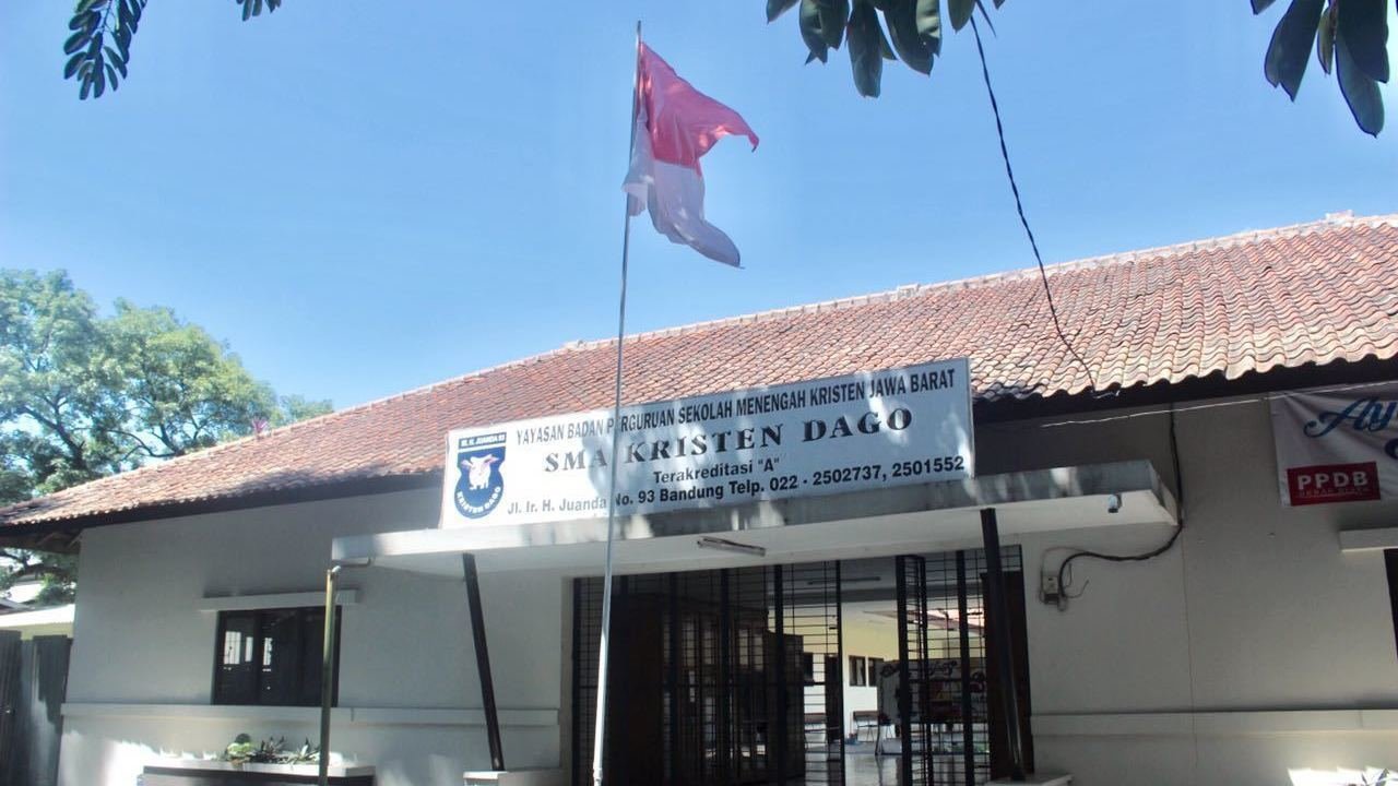 Petisi · Selamatkan SMAK Dago, Selamatkan Pendidikan Indonesia dari ...