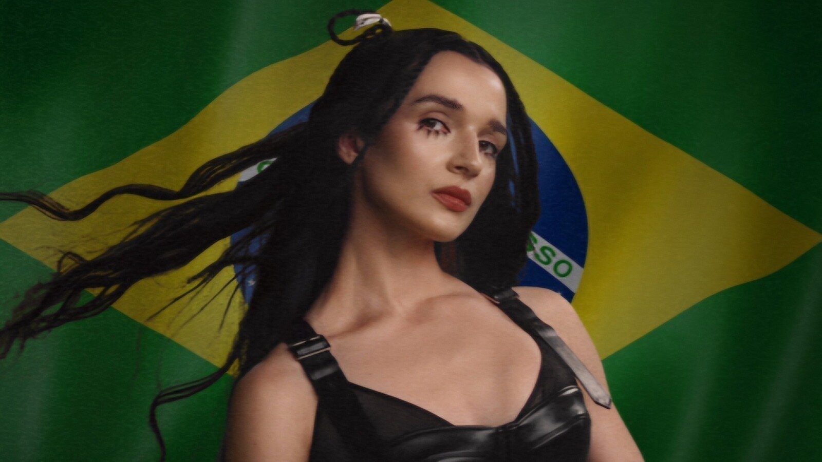 Abaixo-assinado · Conseguir um show solo da Poppy no Brasil em São ...