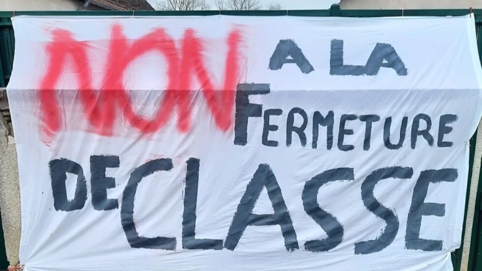Pétition · NON à la fermeture de classe à l'école Geneviève Paris de ...