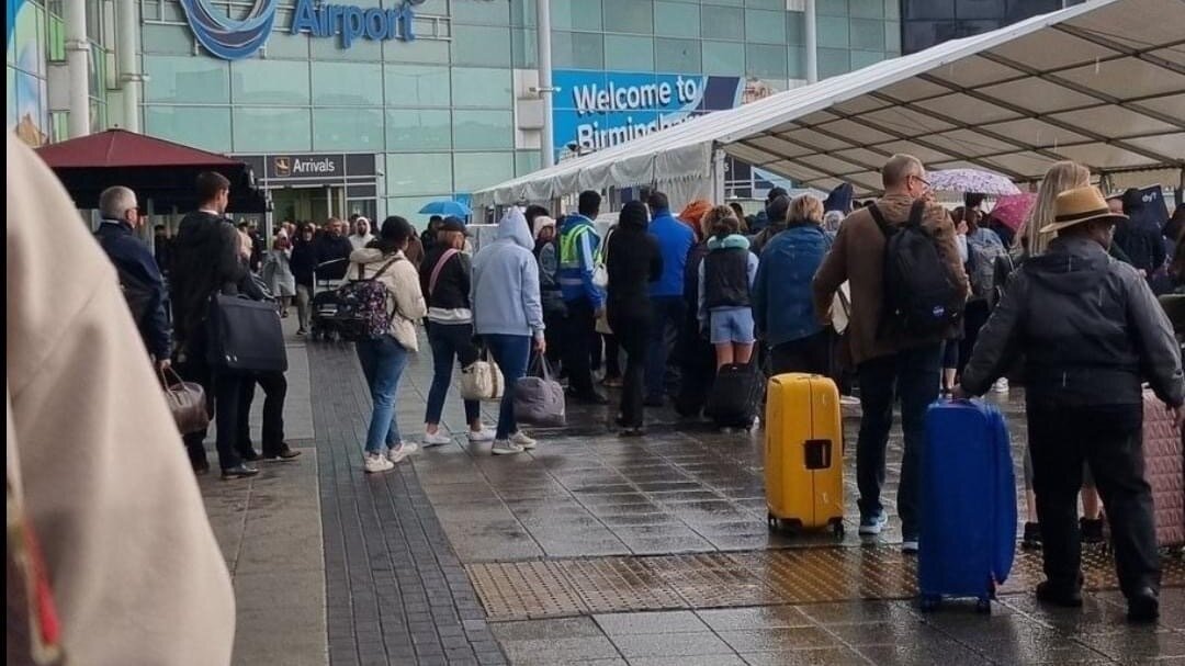 Petition · Improve security chaos at BHX! - United Kingdom · Change.org