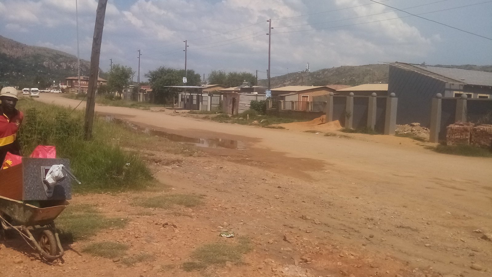 Petition · Road surface Mamelodi Ext18(city of Tshwane) Rdp - South ...