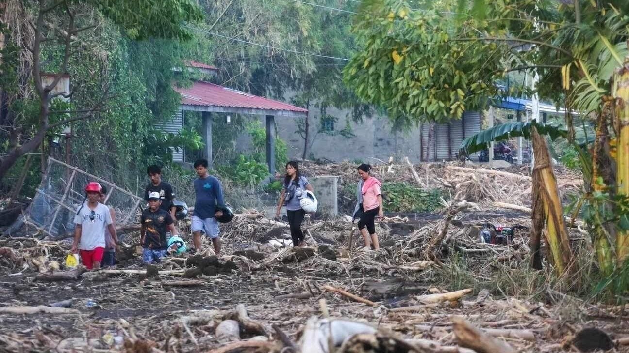 Petition · Helping the victims of the typhoon kristine - Agoncillo ...