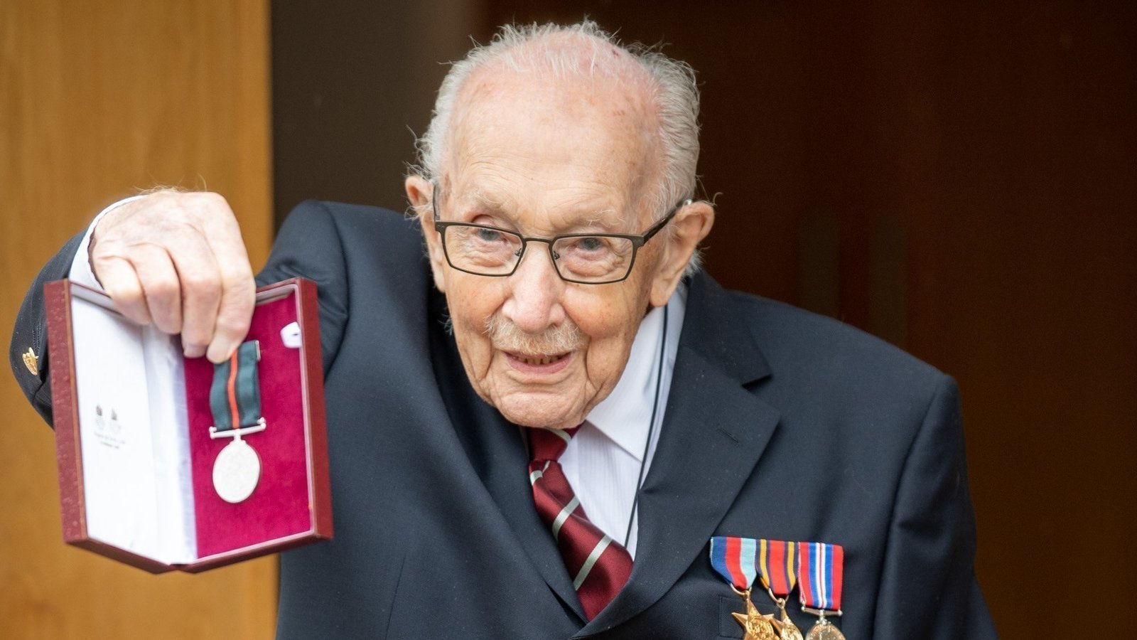 Petition · Sir Captain Tom Moore to be a face on our currency or stamps ...