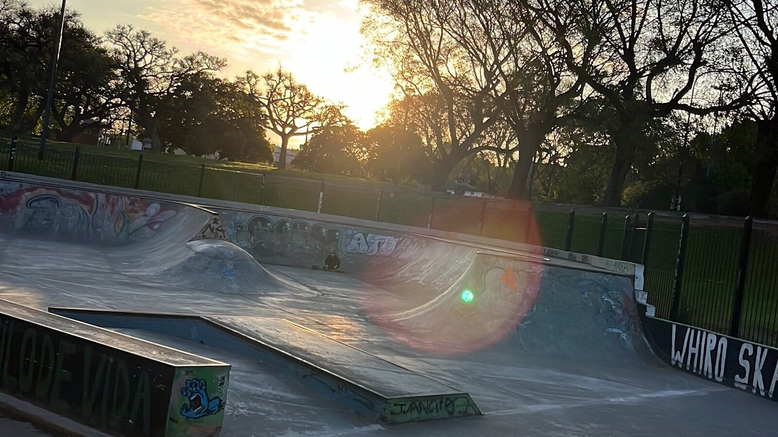 Petición · Instalación de baños públicos en el skate park de Mataderos ...