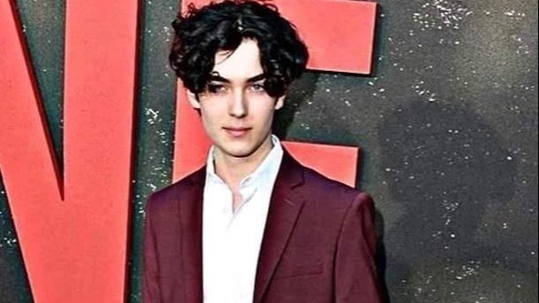 Petition · Boom shakalaka - Braxton Alex should join our “BRAX FAN CLUB ...