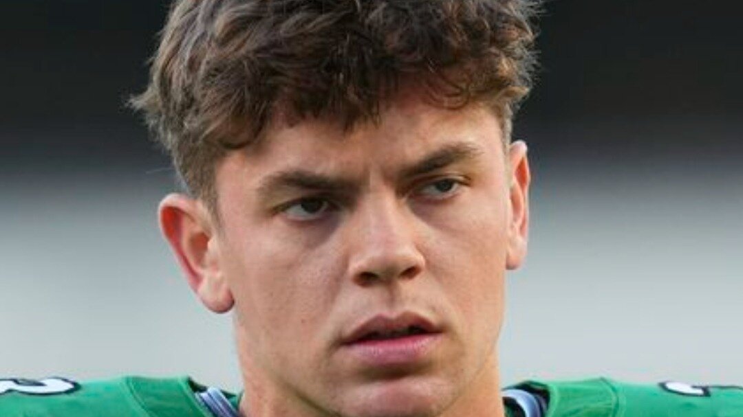 Petition · Mandate NFL to Retire the Number 33 Across All Teams in ...