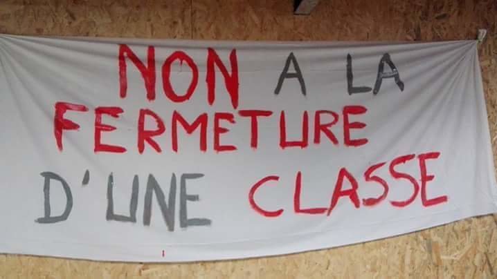 Pétition · Non à La Fermeture De Classe ·