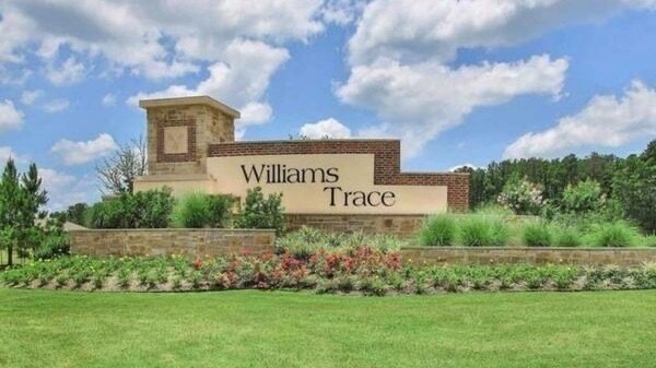 Petition · Install a Traffic Light at Williams Trace Neighborhood to ...