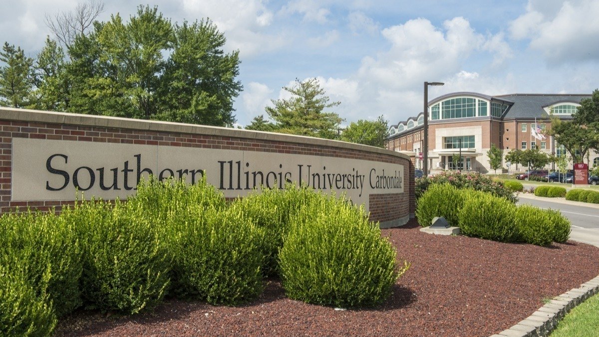 Petition · Urging SIUC staff to acknowledge victims of violence and ...